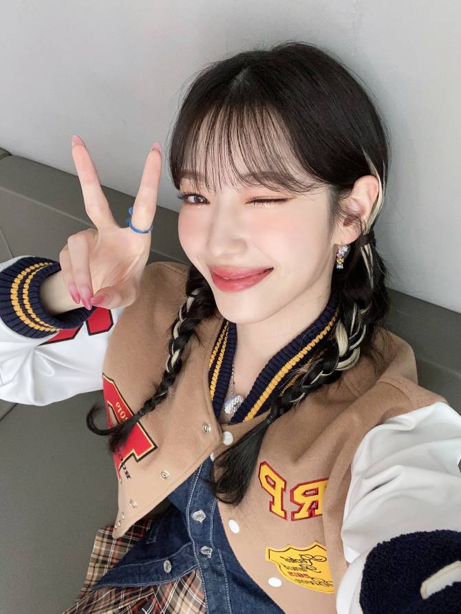 Rocket Punch Community Posts 안녕 켓치 수윤이에요 ~ 우리의 행복하고 어느 활동보다 즐거웠던