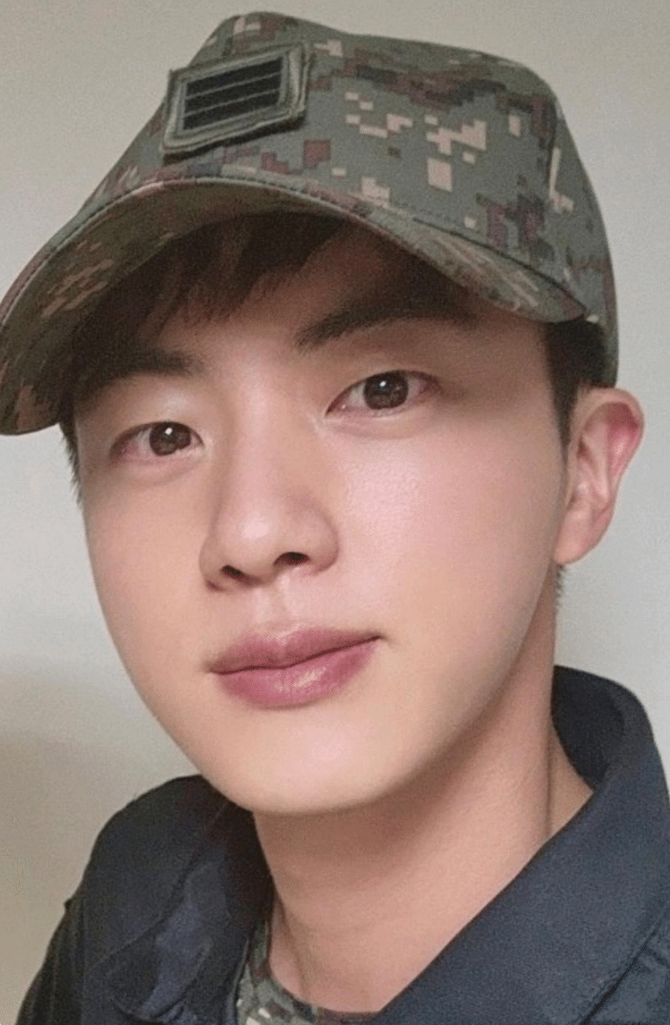 Bts Community Posts Dear Jin From Army ジンくん 朝からありがとう ジンくんのコメントは楽しいし