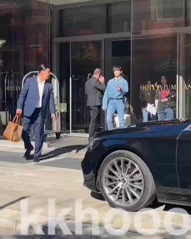 SEVENTEEN Community Post - Aaggghhhh I'm cryingggg I wish i could also ...