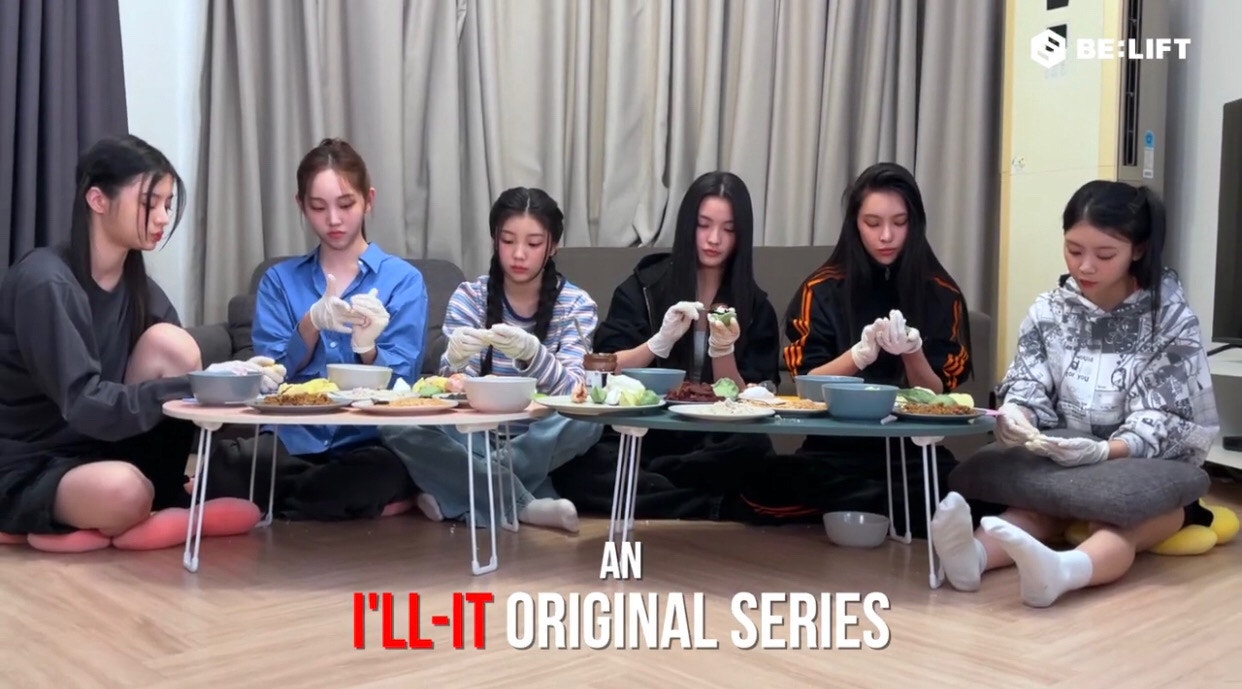 ILLIT Community Post - The moment of "Chuseok Day" and little Meme💕