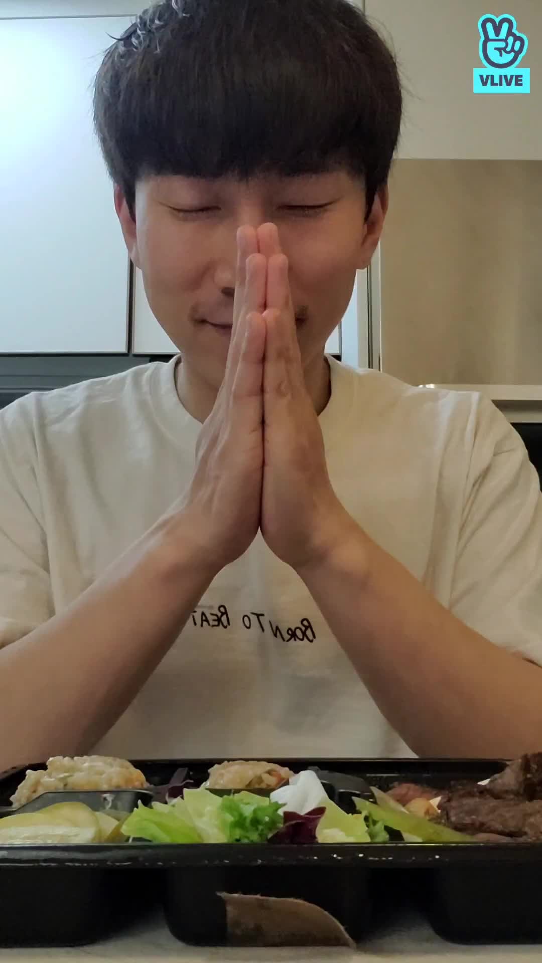 BTOB日本デビュー6周年記念Vアプリライブ!! 비투비 일본 데뷔 6주년 축하축하💕