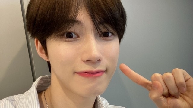 Personal V LIVE~~😝