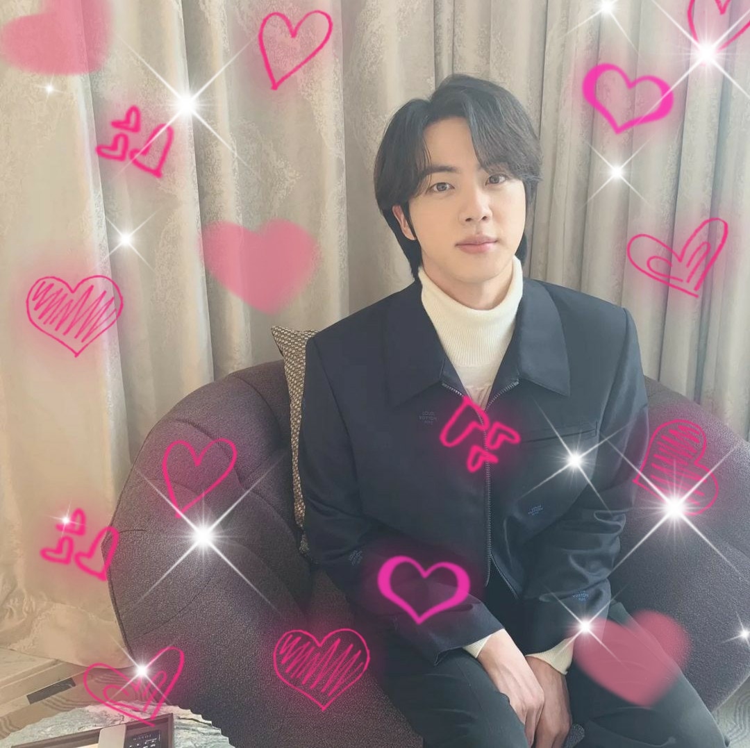 Bts Community Posts Dear Jin From Army ジンさん🐹💓 今日も頑張ってますか 体調崩したりしてない
