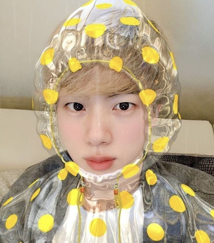 Bts Community Posts 時が経つのは早いと感じるのにこの1ヶ月はあっという間に思えなかった。 ´・ω・` ふわふわに伸びた