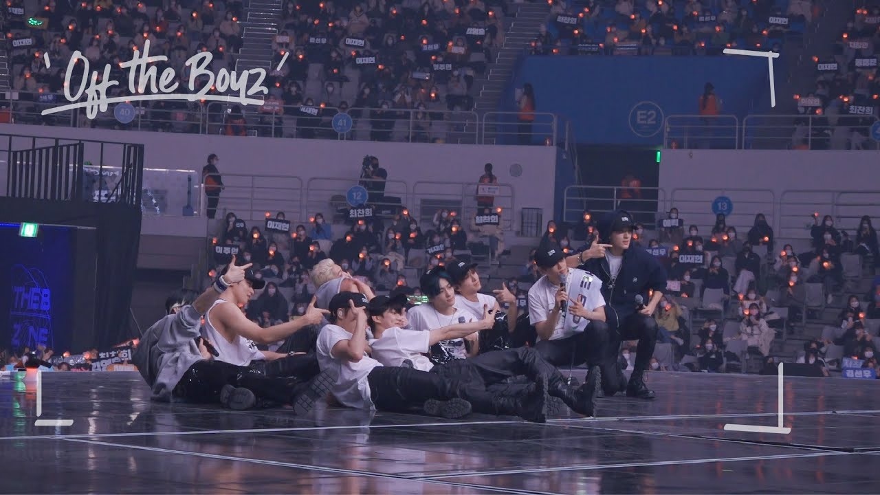 [OFF THE BOYZ] FAN CON : THE B-ZONE Behind