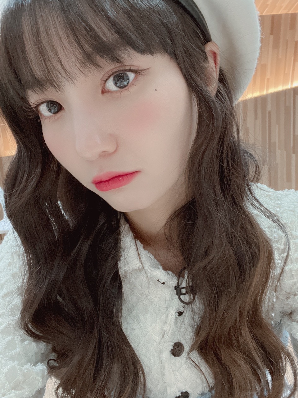 OH MY GIRL 커뮤니티 포스트 - 오늘도 쌤과 함께😘 - 유빈