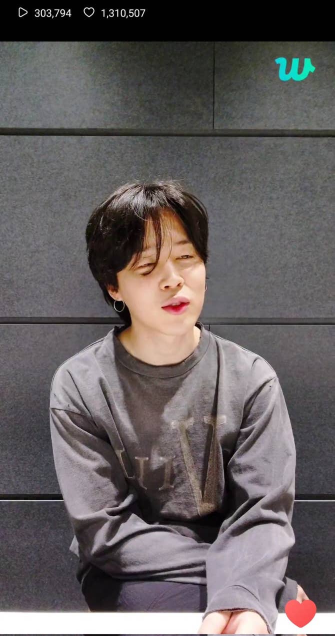 BTS Community Posts - [#PHOTOS📸] JIMIN WEVERSE LIVE | 230203 🤍 THANK ...
