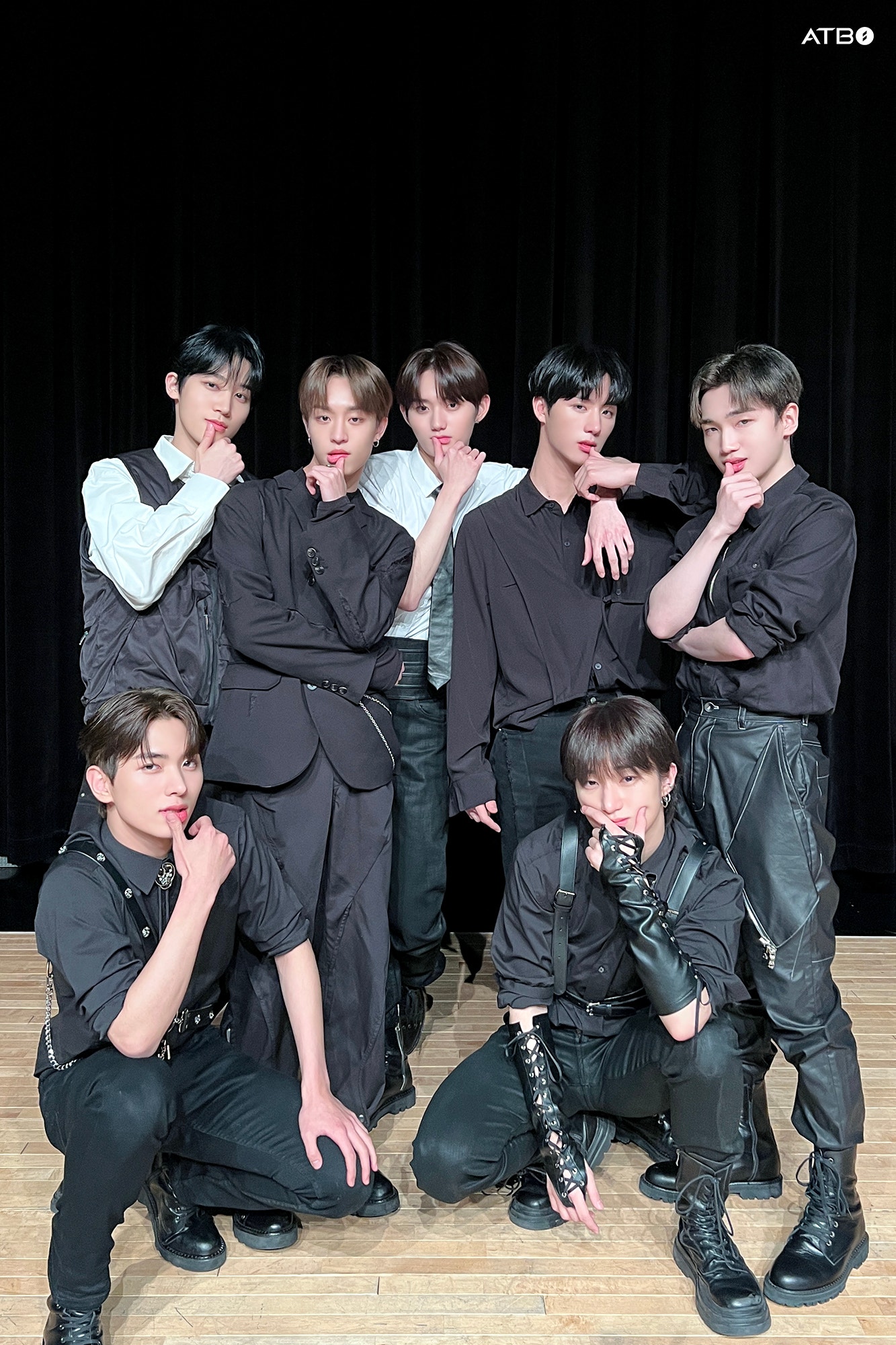 ATBO 2ND MINI ALBUM [The Beginning : 始作] 팬사인회 BEHIND ②