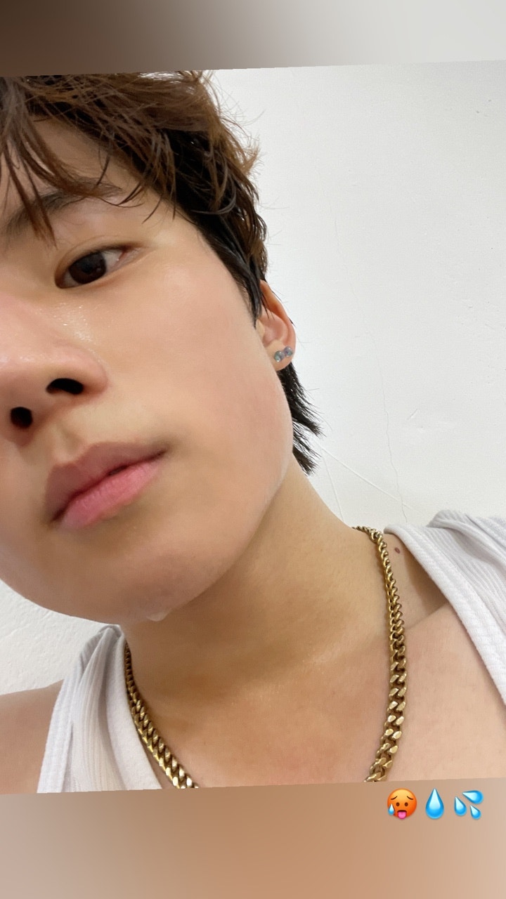 JUST B Community Moment - 🥵💧💦