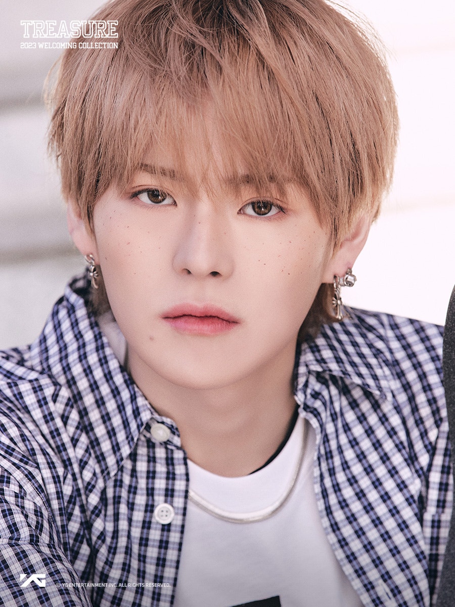 Weverse TREASURE Image - TREASURE 2023 WELCOMING COLLECTION PREVIEW IMAGE_YOSHI