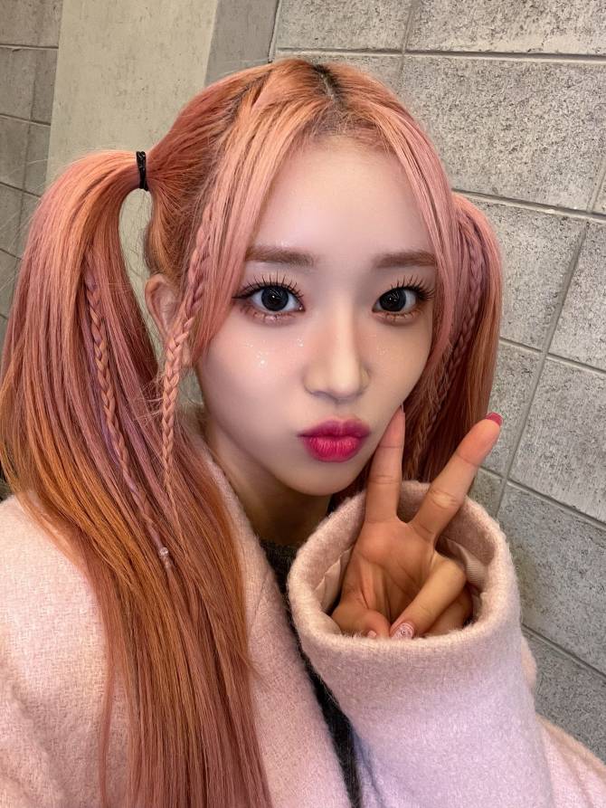 Stayc Community Posts 우리 스윗 오늘도 곰팅하자고~🐻💕 Sumin