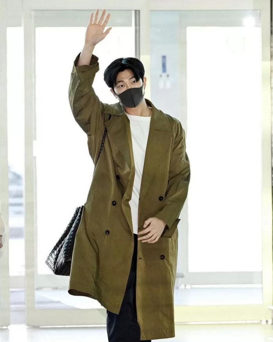 BTS Community Post - RM has a good style, so I'm sure it will look good ...