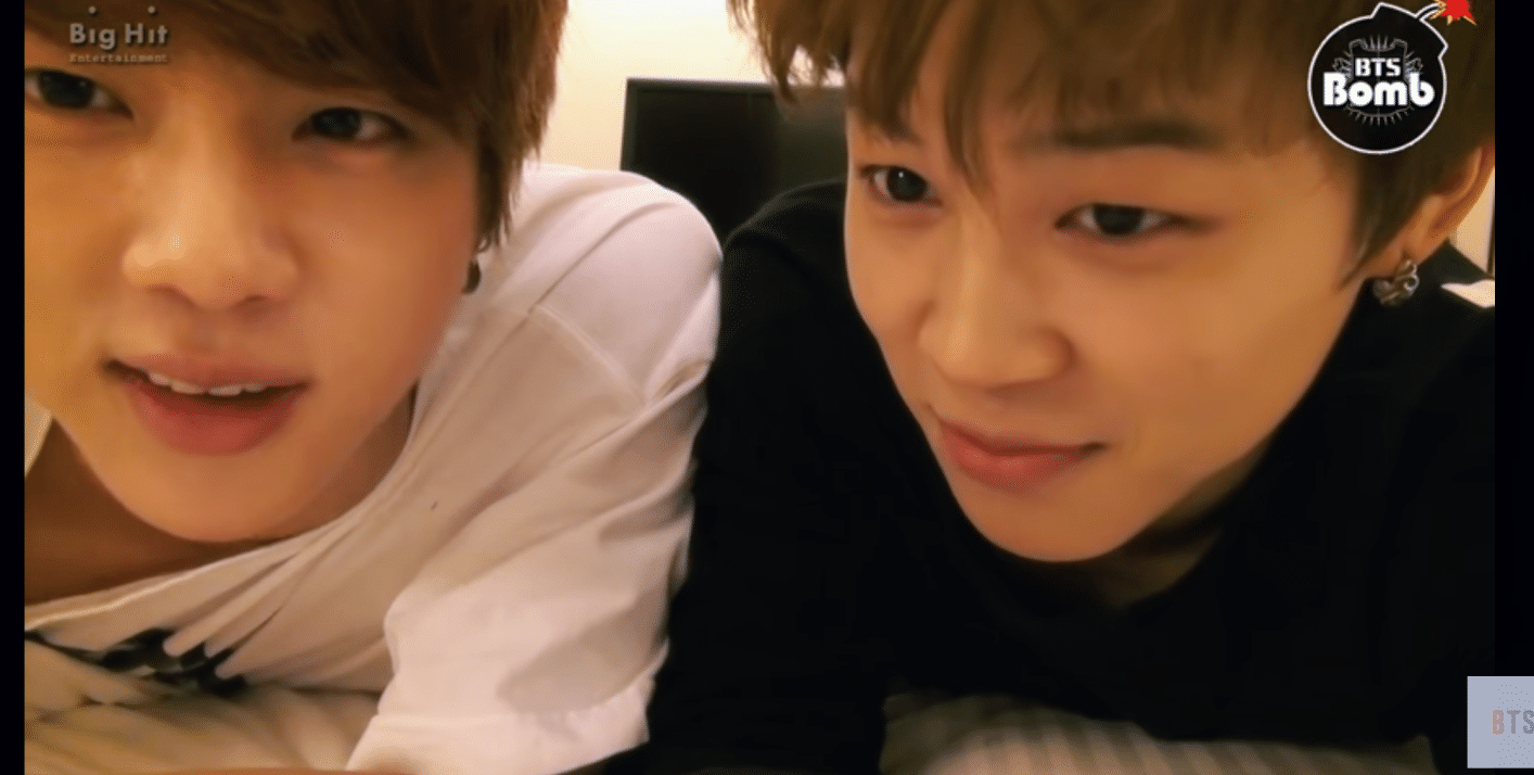 BTS Community Post - #dear_jin_from_army JIN🌛元気な姿を見られてオンマは嬉しいよ🥰 健康的で晴れやかな表情から充実した日を過ごせているのだと安心した ...