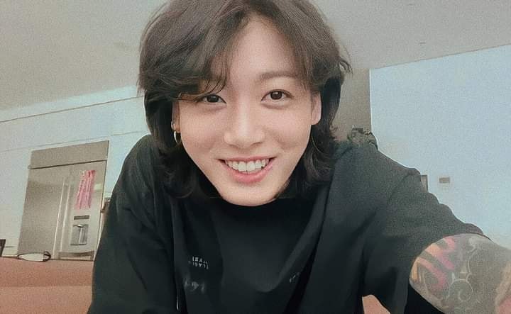 Bts Community Posts 정국 안녕하세요 잘 지내시나요 정국아 우리 정말 사랑해 넌 내 인생의 가장 큰
