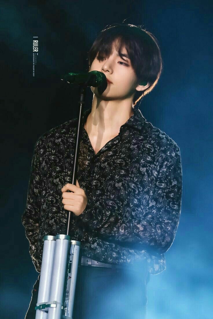 Bts Community Posts Оп оп не ждали Тэхён ты такой сексуальный😣💙
