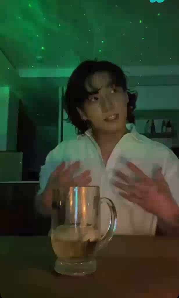 BTS Community Posts - ぐぅちゃんトイレ行っておいで 🤣🤣🤣 三次会はもう無いか。。 とにかくありがとう🙏🙏🙏🙏 ナムさん ...