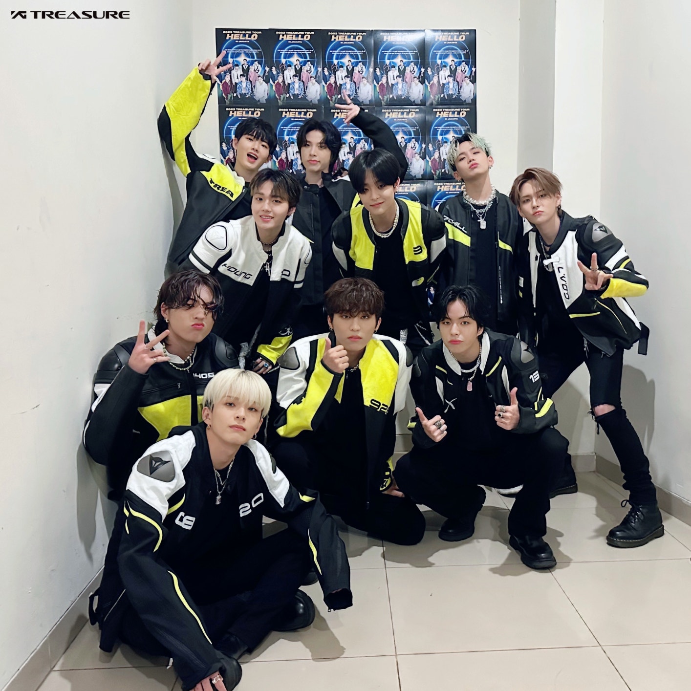 Weverse TREASURE Image - 230319 TREASURE TOUR [HELLO] IN JAKARTA💎