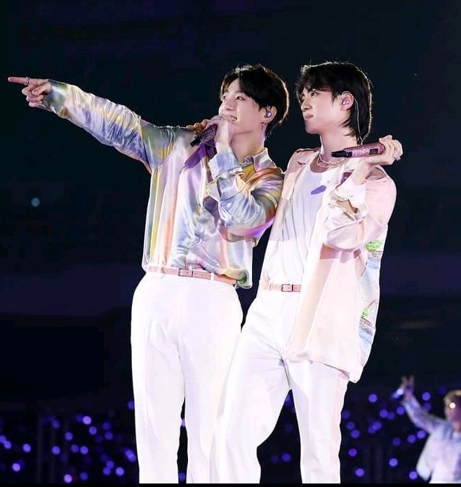 Bts Community Posts μ’
κ΅π μλ
νμΈμπ μ΄μ ―λ°€ 7μΈ μ§ν©μ μ¬μ°λΆν° λ§μμ΄ λ€λ¨κ³ μμ΅λλ€βͺ μ κ΅μ λμ΄