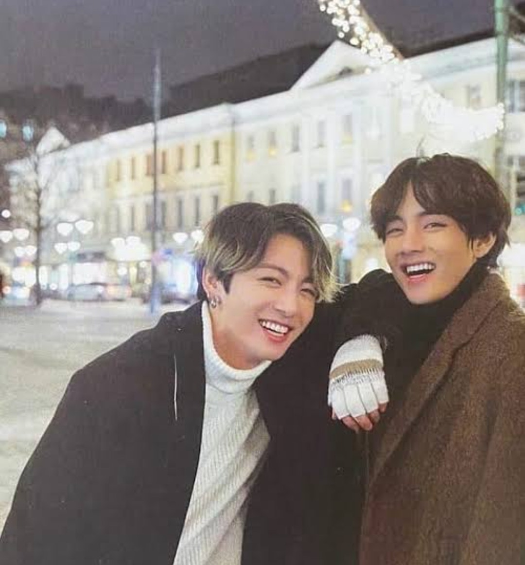 BTS Community Post - oh nothing just my bais and my bais wrecker 🥲😅