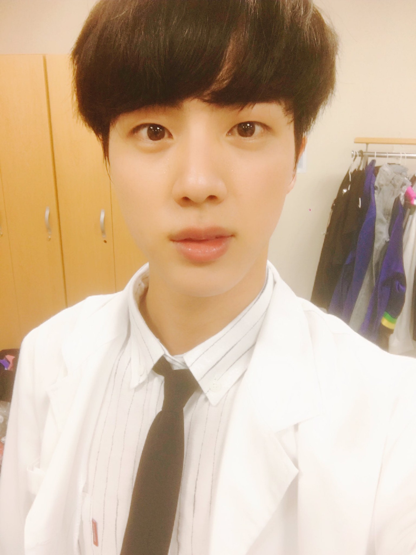 Bts Community Post Dear Jin From Army ジン君こんばんは😊 秋夕の連休はジン君も休めてるのかな ジン