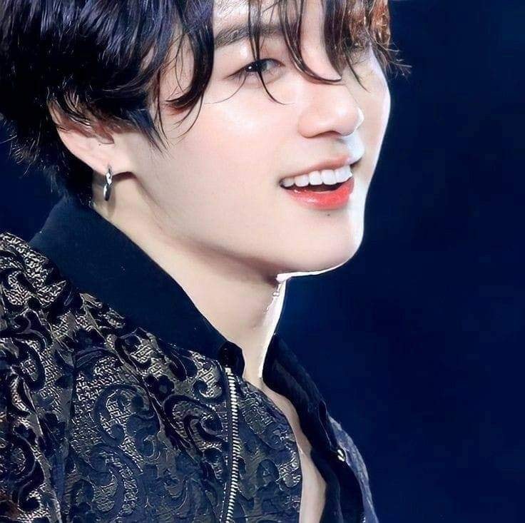 BTS Community Posts - #to_jungkook Hi Jk 💜 ️ ️ Hope you doing fine, there is lot going around I ...
