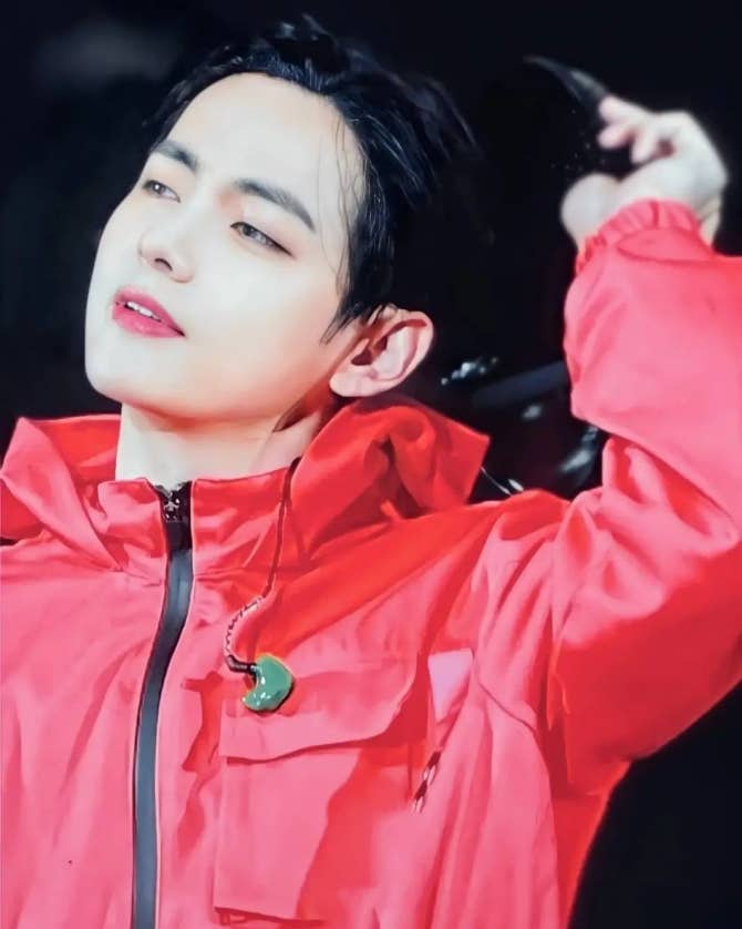 Bts Community Post 안녕 태형 내 남자 친구가 되어줄래 나는 당신에게 사로 잡혀 있고 가장 큰 팬입니다
