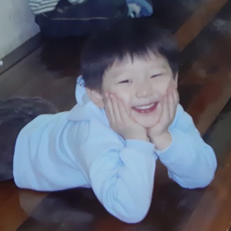 Weverse zone Community Post - I'm going to sleep now going to dream ...