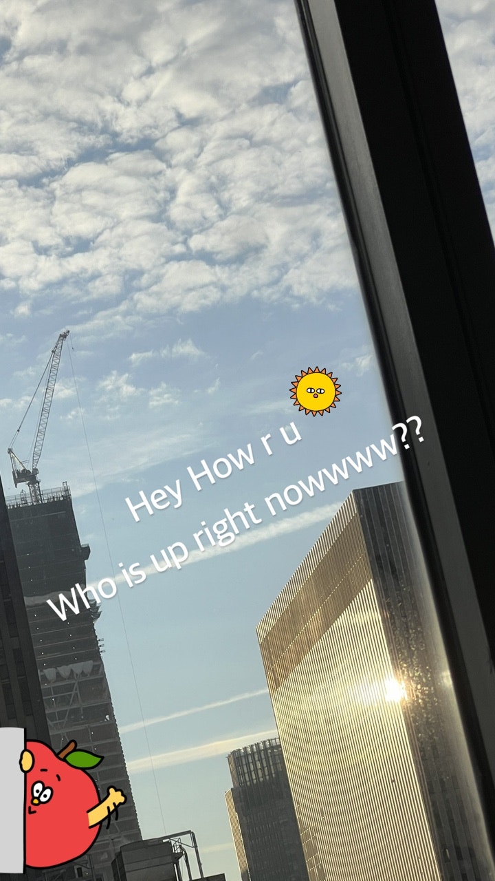 STAYC Community Moment - Hey How r u Who is up right nowwww??