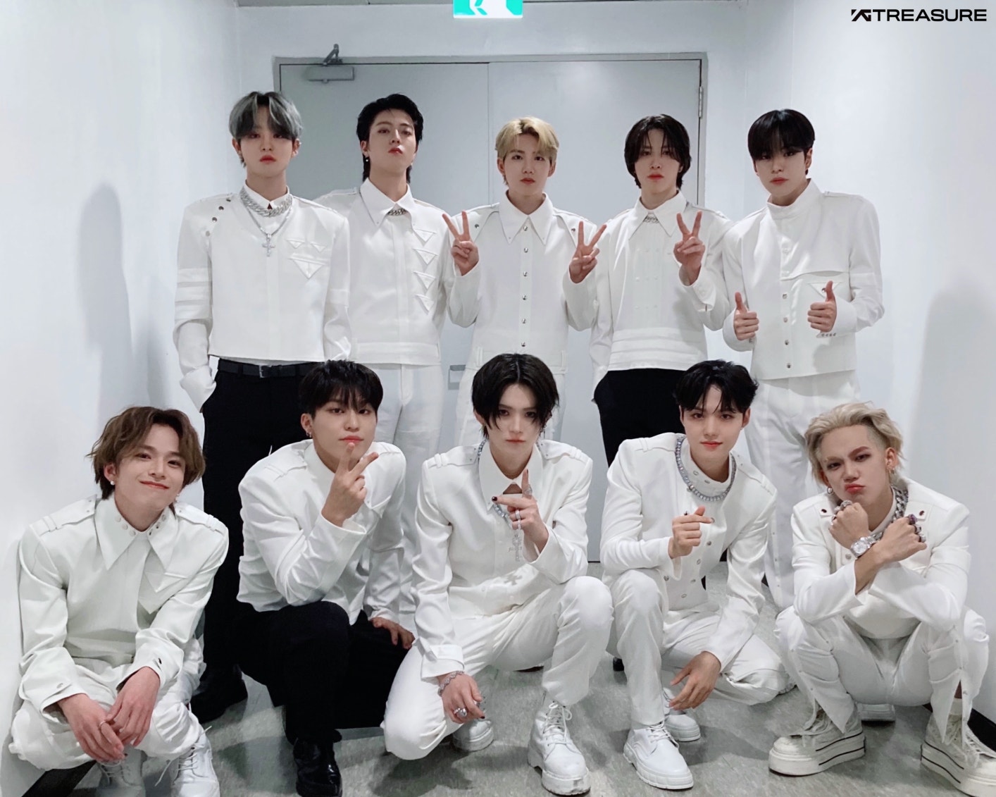 Weverse TREASURE Image - 231010 더팩트 뮤직 어워즈💎