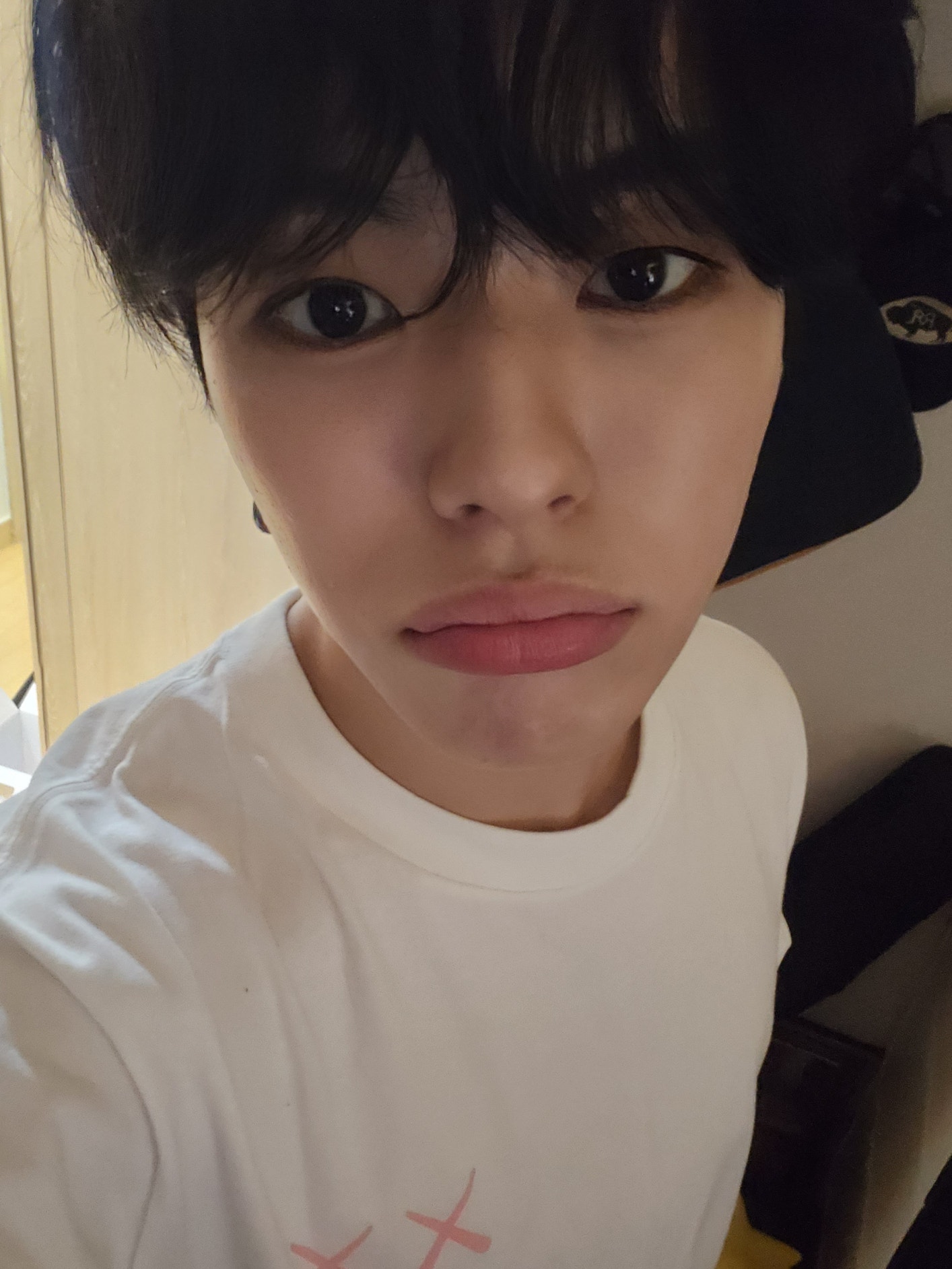 TREASURE Community Posts - 🤗 - YOON JAE HYUK