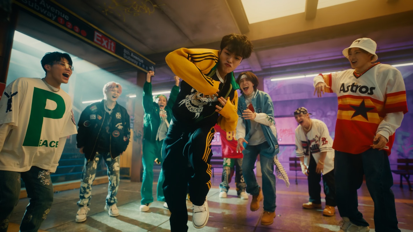 TREASURE Community Post - TREASURE's COMING SOON! 🔉 Boom, ba-ra-bi-bomb ...