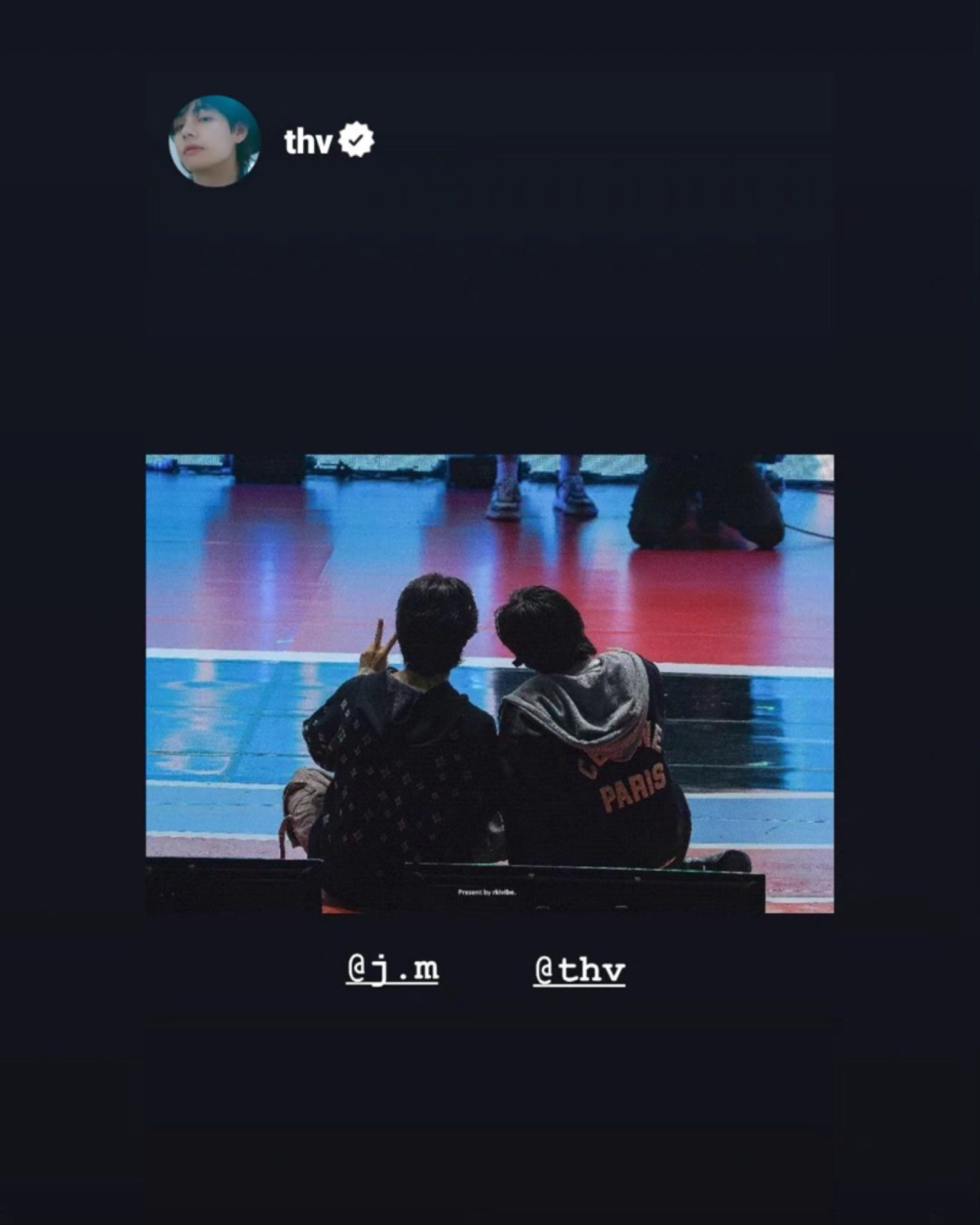 Bts Community Posts 고마워요 지민씨 ♡ 즐거우셨나요?😊 사랑스러운 구오즈의 뒷모습🥰 너무 너무 귀여워요☺️🤍