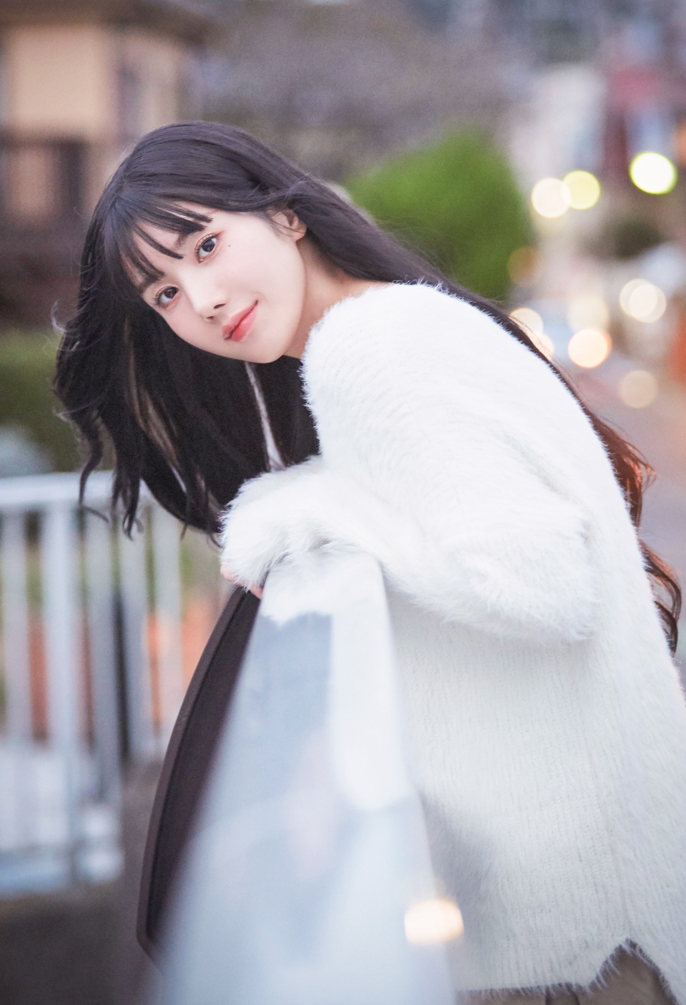 Latest Moments and Posts of KWON EUN BI