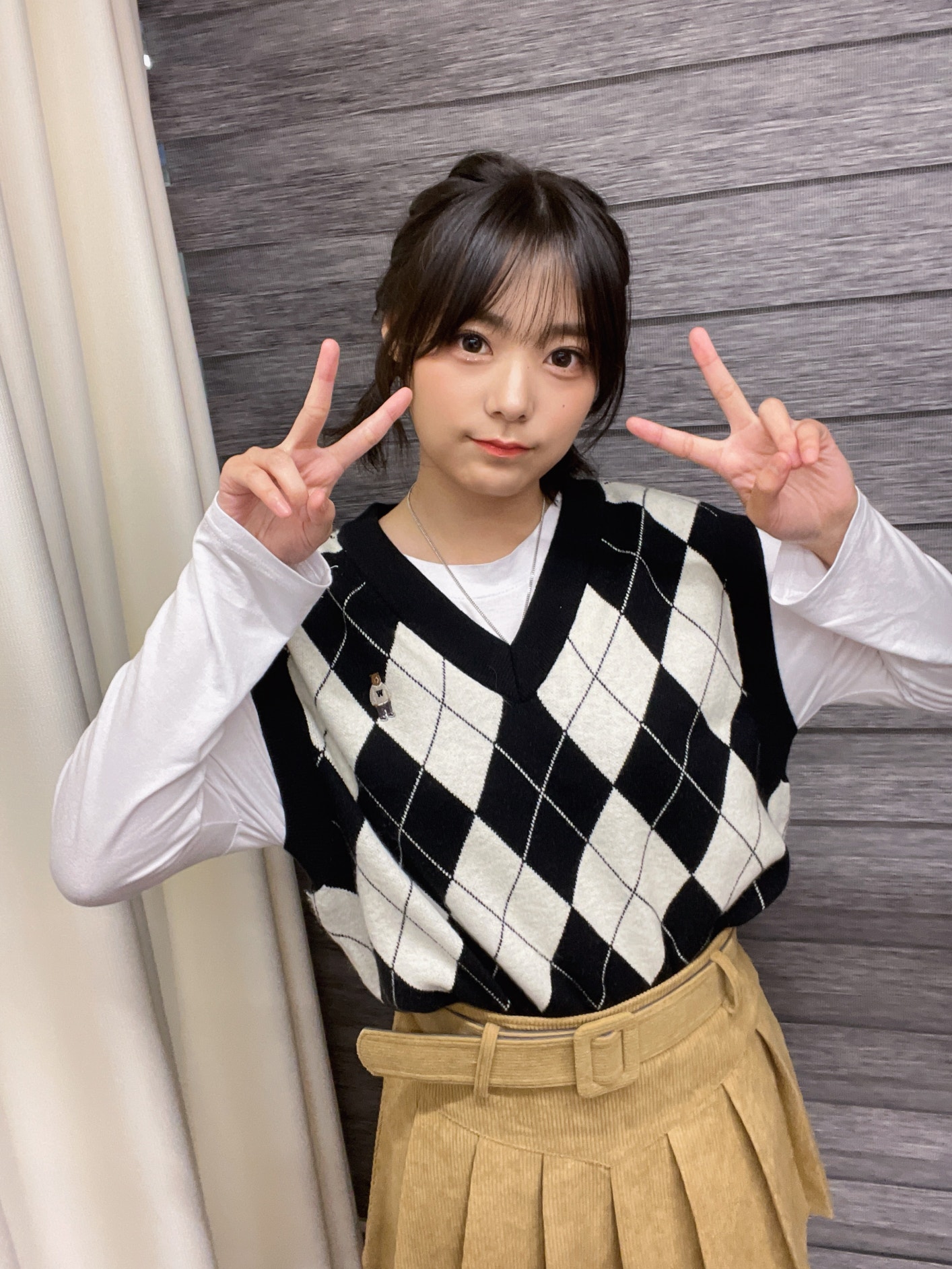 Qwer Community Post Qwer로서 첫 팬사인회 And 영통팬사인회 무사히 마쳤습니다🧸 우리 바위게들 덕분에 너무