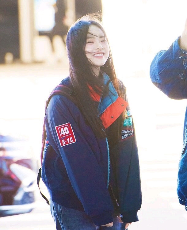 Newjeans 커뮤니티 포스트 このハニ可愛すぎる ️ ️