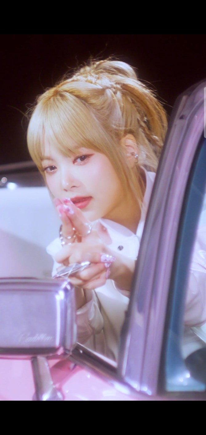 LE SSERAFIM Community Posts - 르세라핌 'Perfect Night' 트랙 리뷰 '완벽한 밤' 발매일 ...