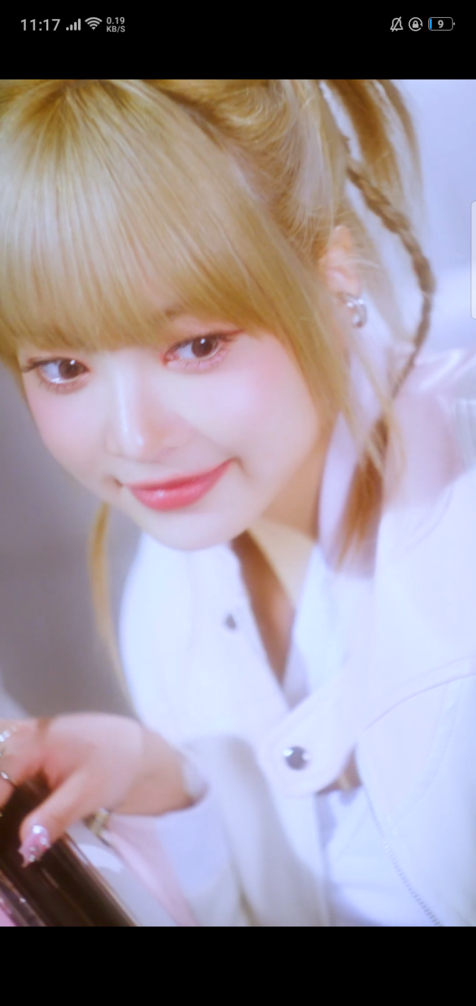 LE SSERAFIM Community Posts - 르세라핌 'Perfect Night' 트랙 리뷰 '완벽한 밤' 발매일 ...