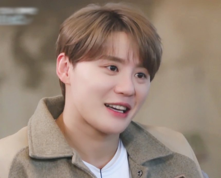 Kim Jun Su Community Post 역시 힘든하루 마무리는 준쨩 목소리로 힐링💕 마무리가 오빠 목소리라 행복한