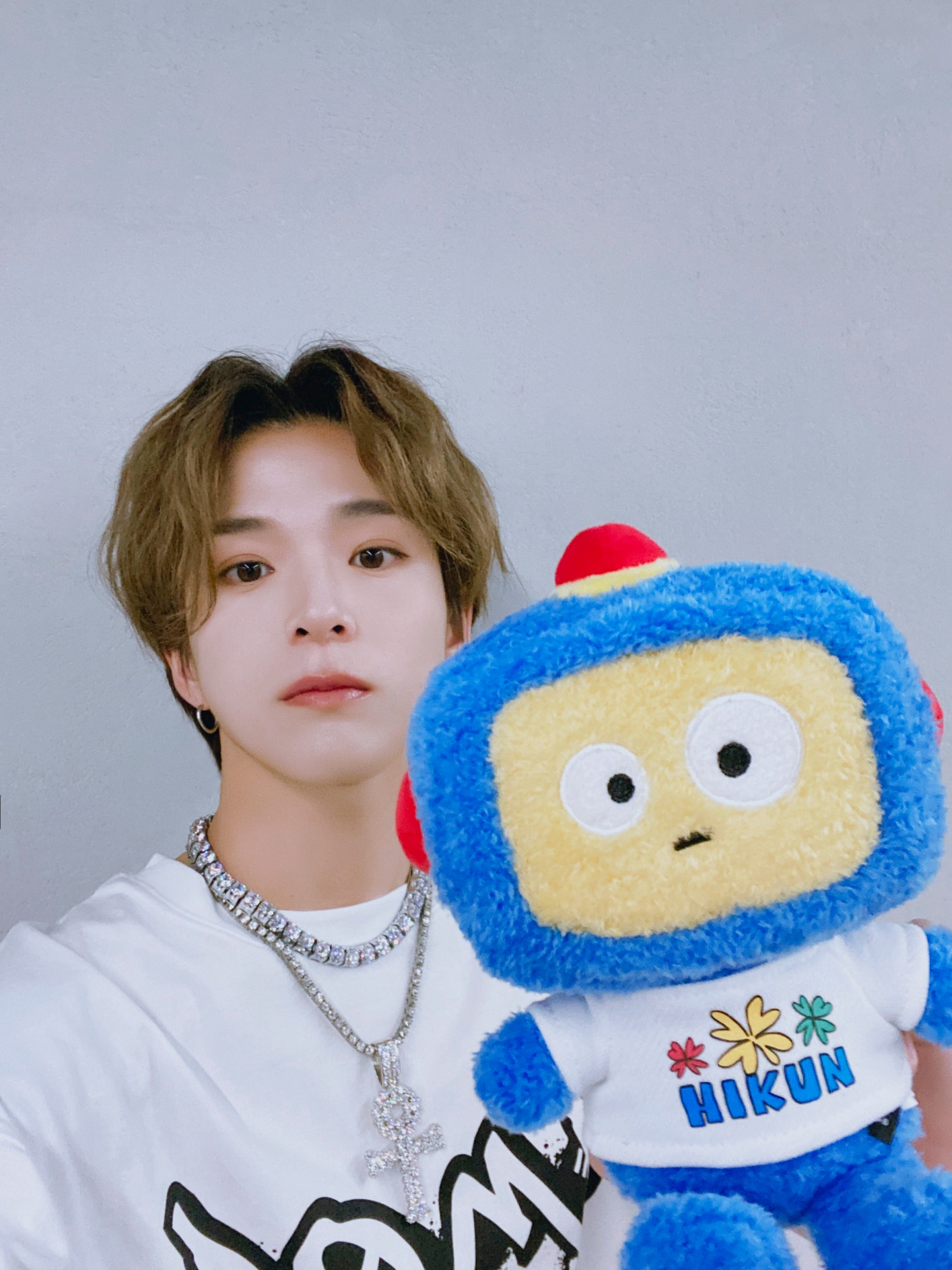 Weverse TREASURE Image - 💎TREASURE COLLECTION💎 라이브 방송 공지