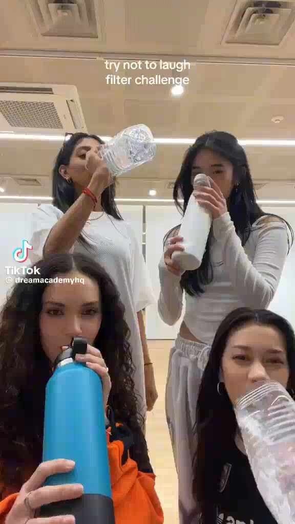 KATSEYE Community Posts - TIMELINE CLEANSE🫶🏻🫶🏻