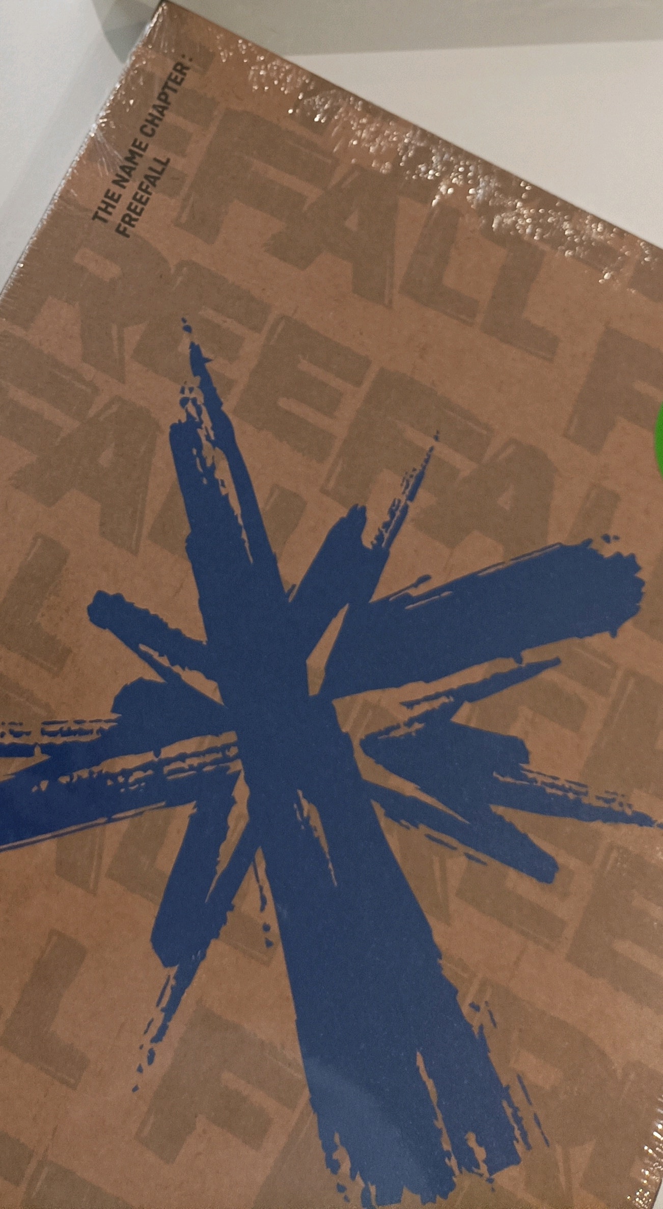 TOMORROW X TOGETHER Community Posts - I just bought Freefall melancholy ...