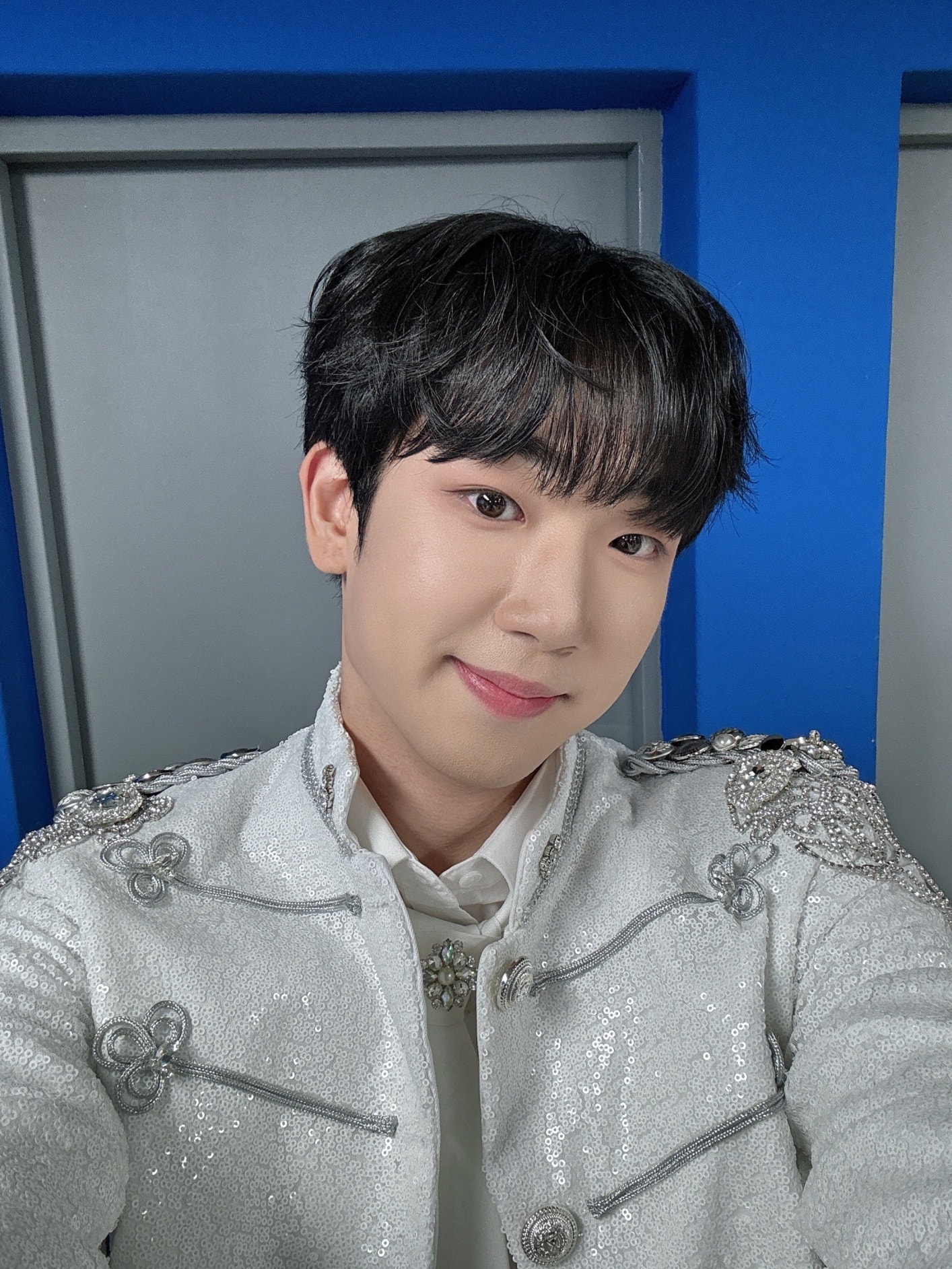 CHOI SOO HO Community Posts - 오늘 하루도 파이팅 ~!~!! ♥️ 🙆🏻‍♂️ - CHOI SOO HO