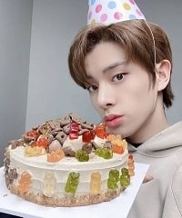 ENHYPEN Community Post - HAPPIEST BIRTHDAY JAKE🤍 🥳 Have a great day ...