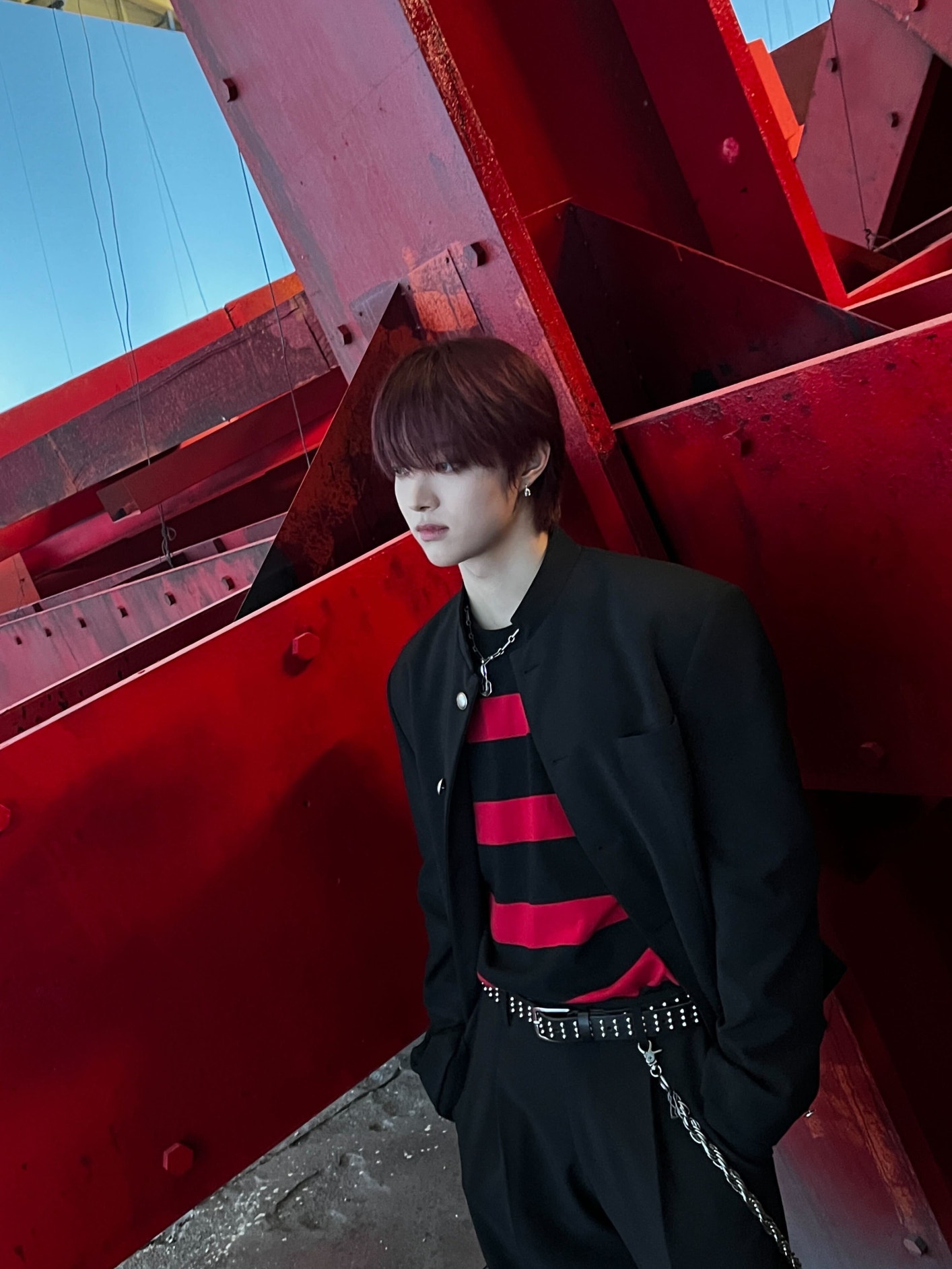 &TEAM Community Post - 여러분~War cry뮤비 보셨나요?!😆😆 皆さん！僕たちのMV見ましたかー？😊 - EJ