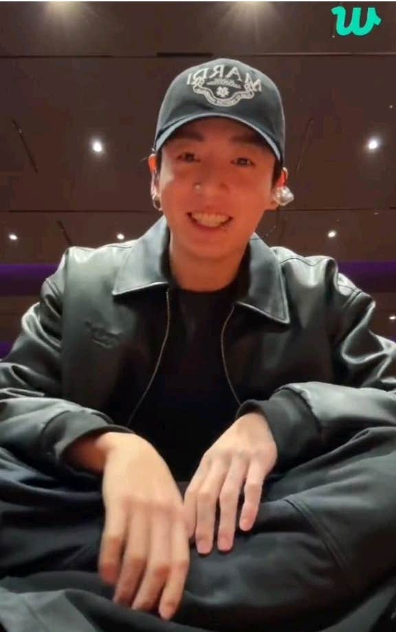 BTS Community Post - Good job, strength, you have a good luck for you ...