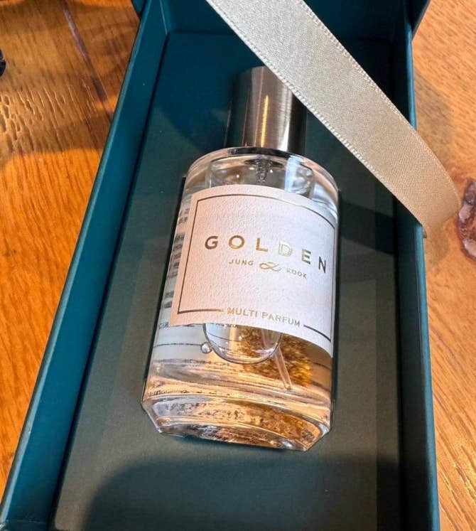 BTS Community Post - Los regalos de hoy para ARMY que asistió a la pre ...