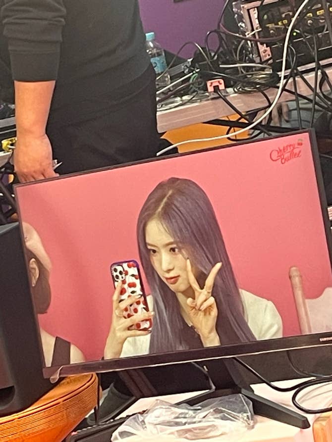 Cherry Bullet 커뮤니티 포스트 아카짱🤍 お誕生日おめでとう🤍 울 사랑둥이 아기공주님 생일 축하해요🎀 태어나줘서