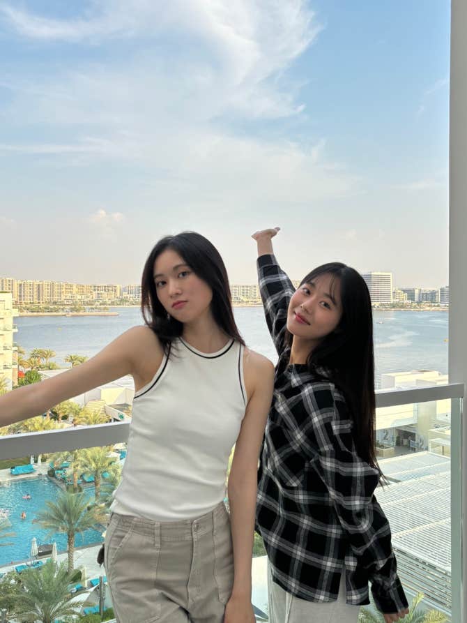 Cherry Bullet Community Posts 울 막내 메이 생일 너무 축하해🥰 메이랑 같이 있으면 너무 즐겁고