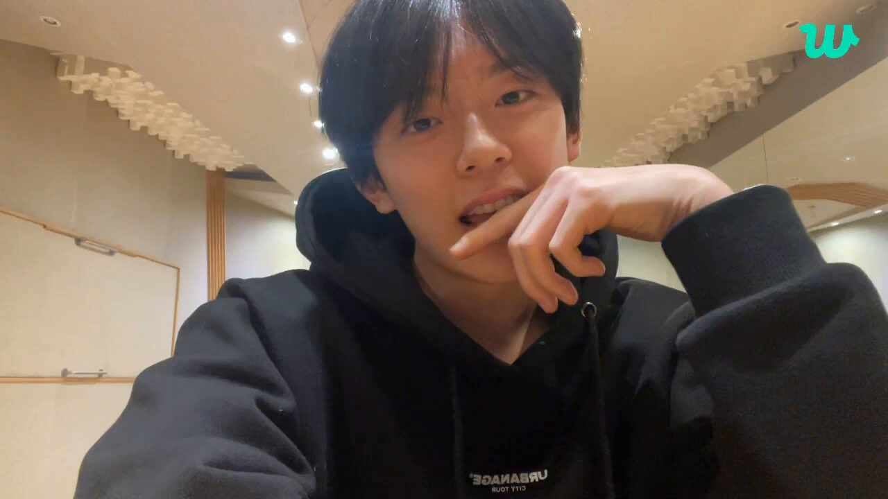 안녕 오랜만이야~