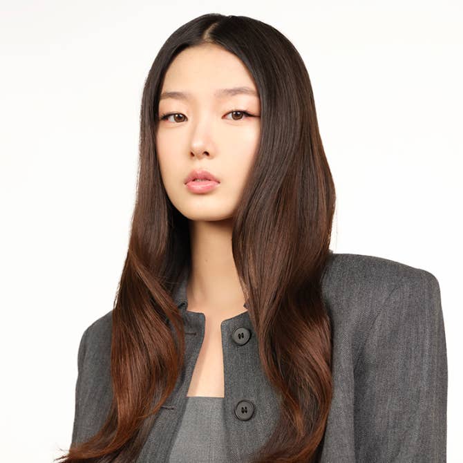 Official profile and news from KATSEYE